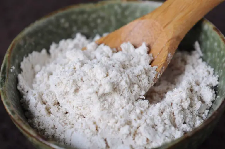 Pearl Powder: Benefits of The Beauty Secret of the Elite